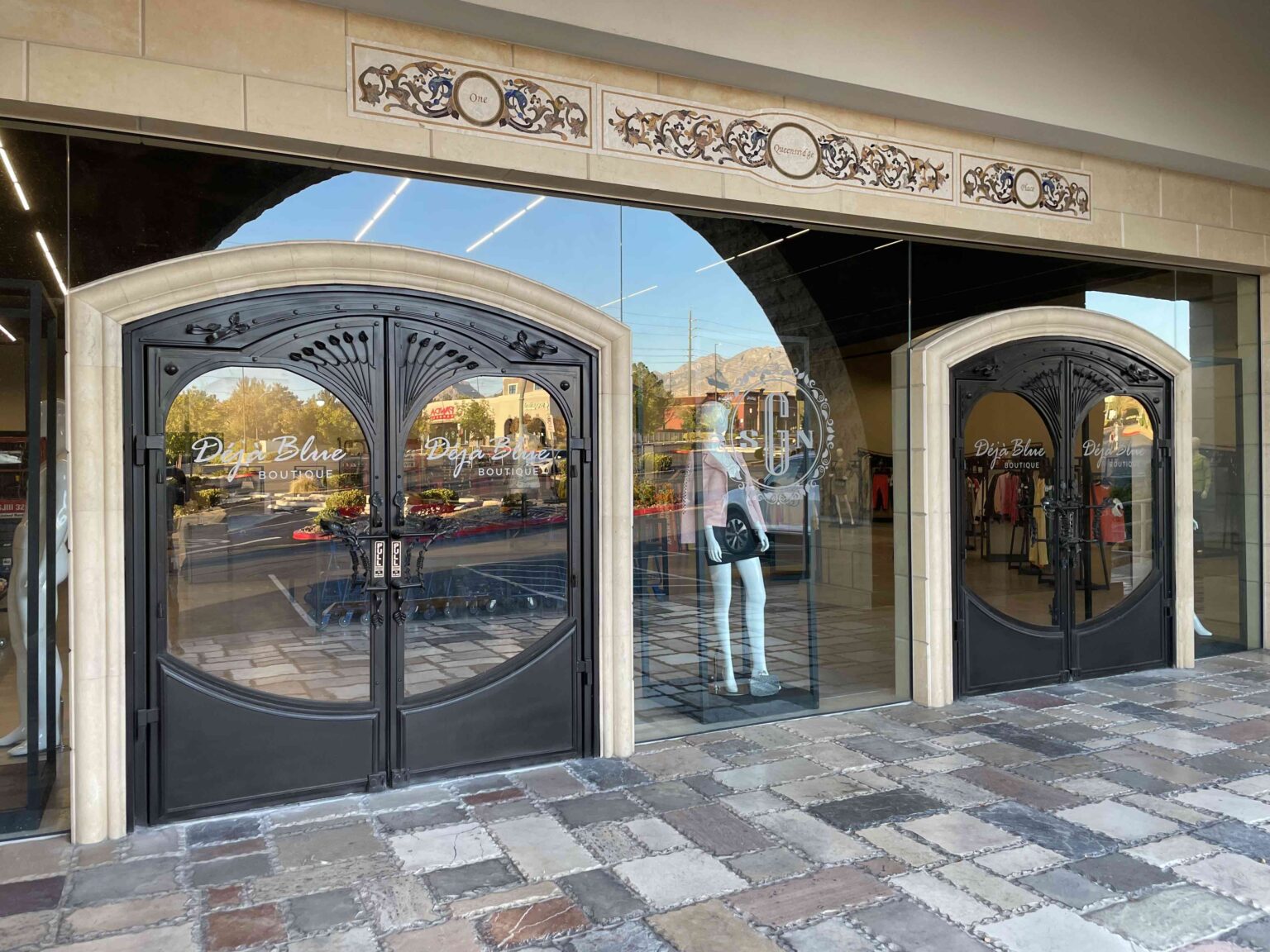 Déjà Blue Boutique Reopens at New, Larger Location - Nevada Business ...