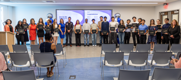 Credit One Bank Celebrates 30 New One for the Community Scholarship ...
